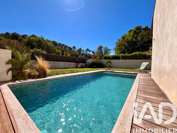 Maison à vendre - Jouques - 9 pièces