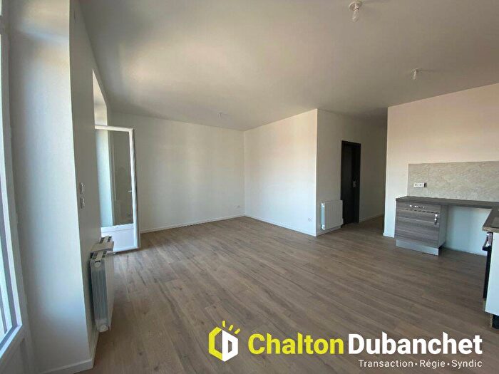 Le Centre-Centre Ville, Roanne : Appartement 2 pièces à louer