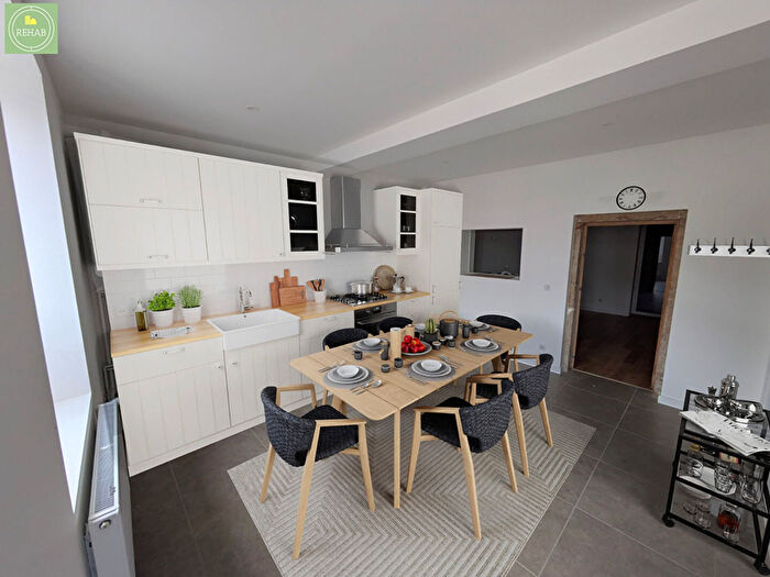 Maisons à vendre et appartements à louer - 3