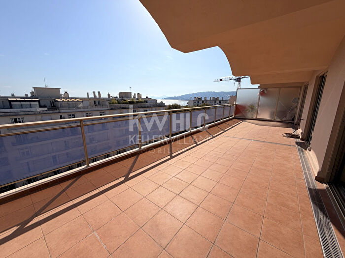 Appartement 2 pièces à vendre - Antibes, Juan-les-Pins, Le Cap