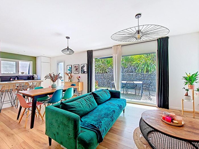 Maison à vendre - Anglet, Centre-ville, Saint-Jean - 5 pièces - 4 chambres