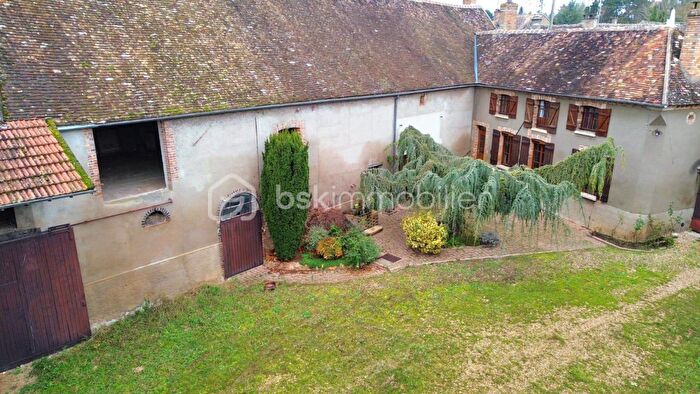 Maison à vendre - Courlon-sur-Yonne - 5 pièces - 3 chambres