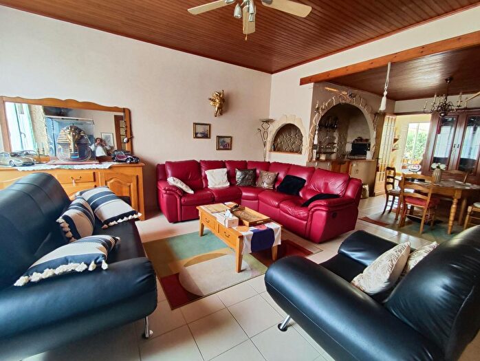 Maison à vendre - Étauliers - 6 pièces - 5 chambres
