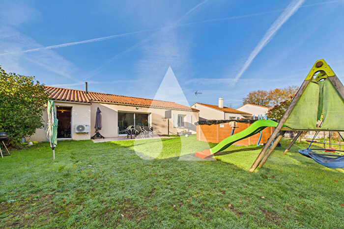 Maison à vendre - La Roche-sur-Yon, Le Bourg sous la Roche - 5 pièces - 3 chambres