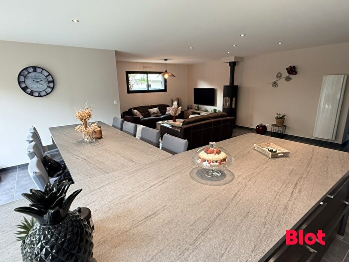 Maison à vendre - Pleslin-Trigavou - 5 pièces - 4 chambres