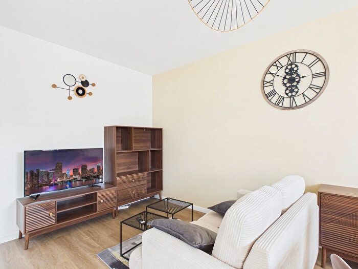 Appartement à louer - Nouvelle Ville, Metz - 2 pièces - 1 chambre