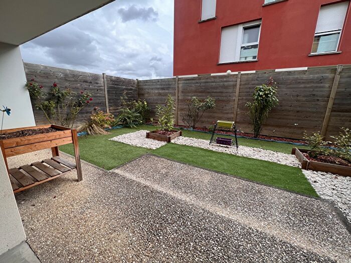 Appartement à louer - Reims, Sainte-Anne, Maison Blanche, Wilson - 3 pièces - 2 chambres