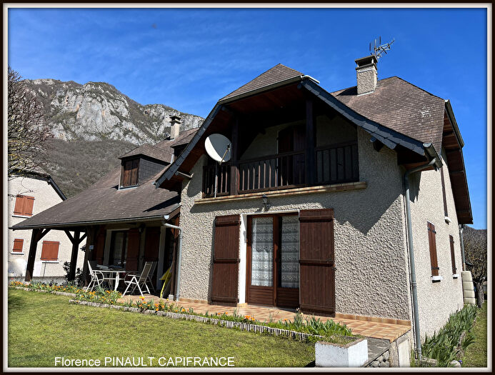 Agos-Vidalos - Maison 8 pièces à vendre
