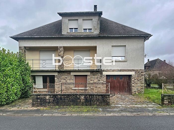 Maison à vendre - Jumilhac-le-Grand - 7 pièces - 5 chambres