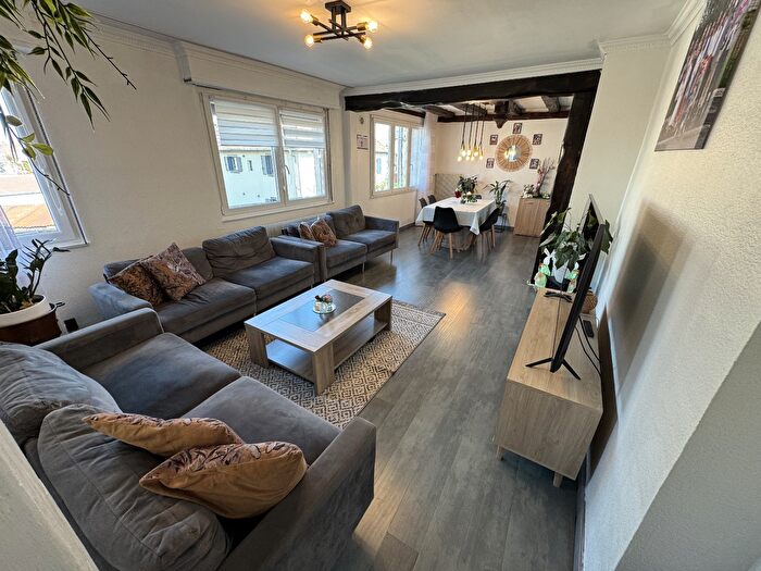 Maison à vendre - Bollwiller - 7 pièces - 4 chambres