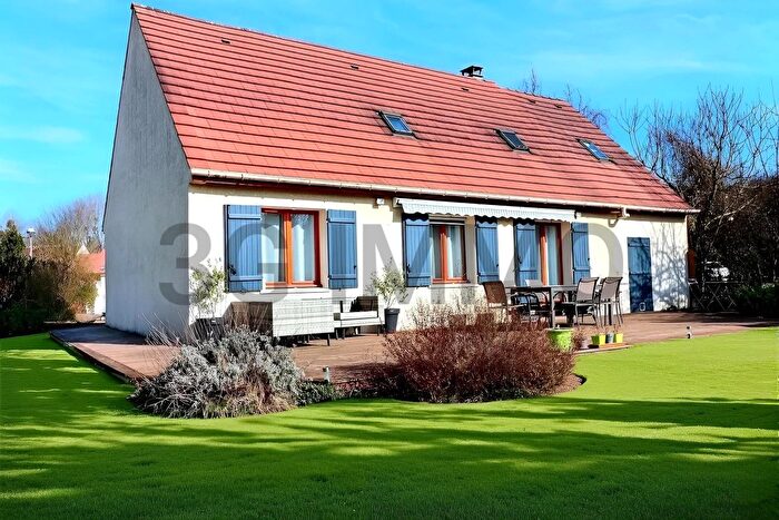 Maison à vendre - Verneuil-en-Halatte - 6 pièces - 4 chambres