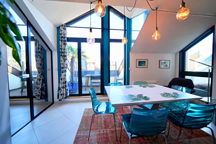 Appartement à vendre - Annecy, Centre-ville, Vieille ville, Marquisats - 3 pièces - 1 chambre