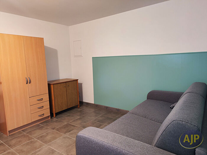 Appartement 1 pièce à louer - Combrée