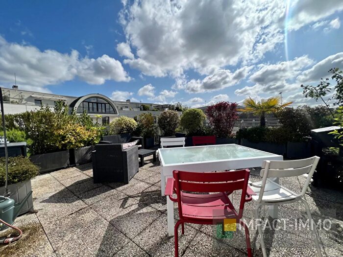 Appartement 4 pièces à vendre à Suresnes