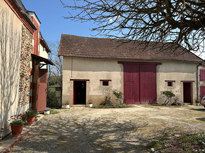 Maison 6 pièces à vendre - Saint-Saturnin