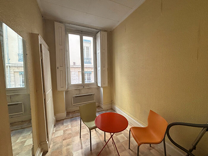 Appartement à vendre - Lyon e , Cordeliers Bellecour - 2 pièces - 1 chambre