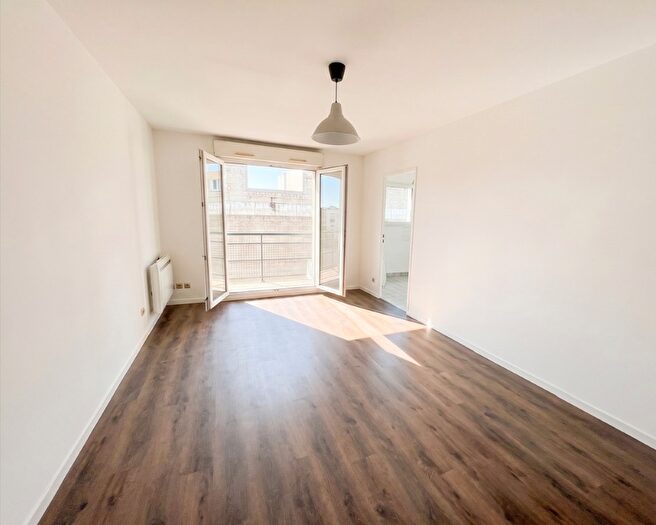 Appartement à louer - Nantes, Saint-Clément, Jardin des plantes, Caserne Lamoricière - 2 pièces - 1 chambre