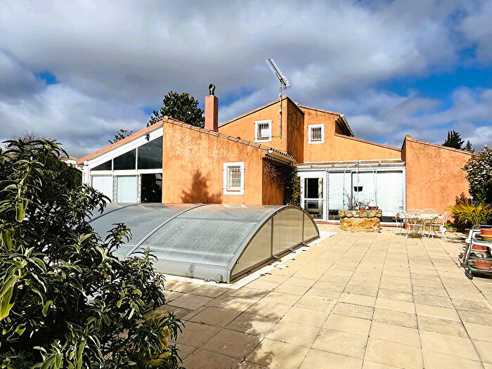 Maison à vendre - Mallemort - 5 pièces - 4 chambres