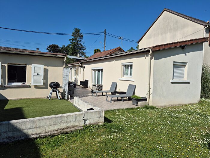 Maison à vendre - Goussainville - 5 pièces - 3 chambres