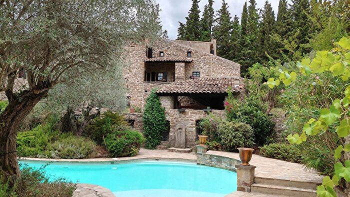 Maison à vendre - Veyras - 10 pièces - 4 chambres