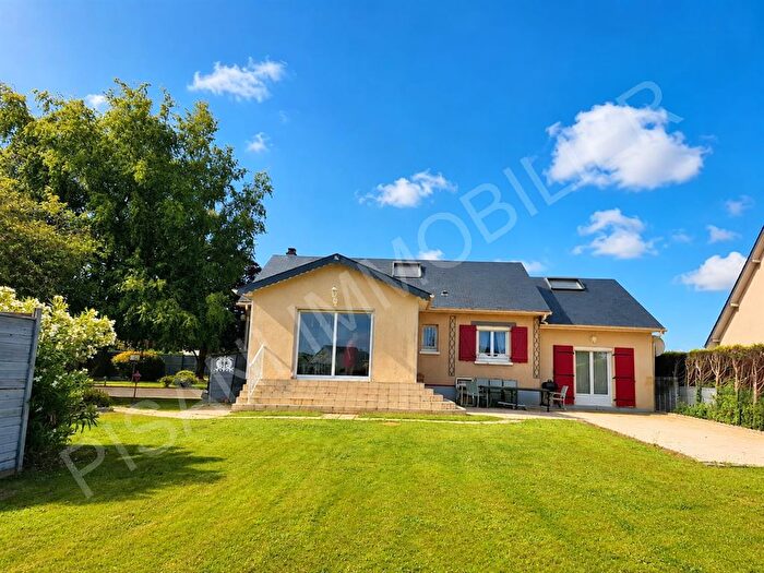Maison 9 pièces à vendre à Toussaint