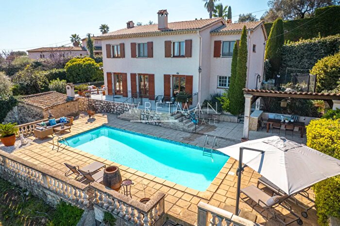 Maison à vendre - Vence, Sainte Elisabeth, Les Cayrons, Poutaouch - 7 pièces - 4 chambres