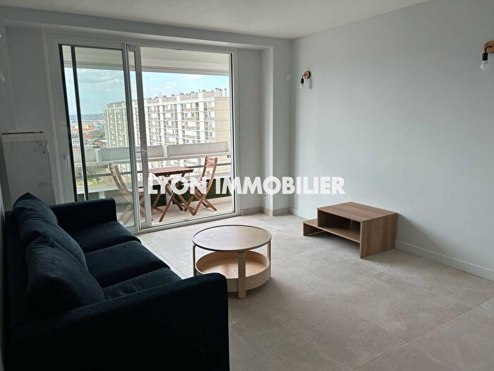Les Essarts, Bron - Appartement 5 pièces à louer