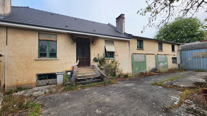 Pardies-Piétat : Maison 4 pièces à vendre