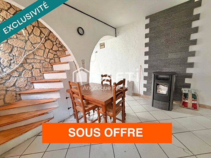 Maison à vendre - Vienne-le-Château - 3 pièces - 2 chambres