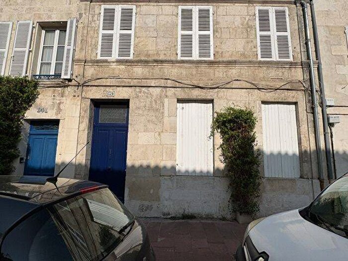 Maison 4 pièces à louer - Rochefort