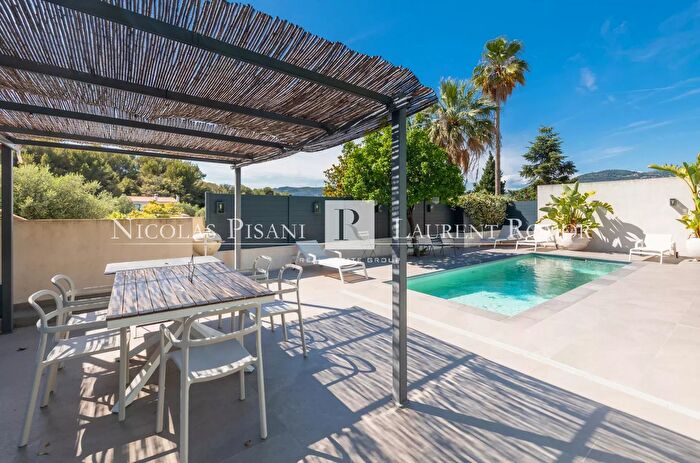 Appartement 4 pièces à vendre à Nice, Grande Corniche