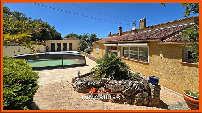 Maison à vendre - Sainte-Anastasie-sur-Issole - 4 pièces - 2 chambres