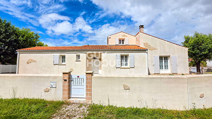 Mornac-sur-Seudre : Maison 5 pièces à vendre