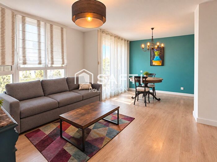 Appartement 3 pièces à vendre - Aix-en-Provence, Pont de Beraud