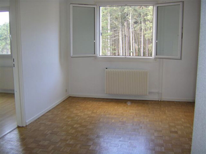 Appartement à louer - Le Creusot - 2 pièces - 1 chambre