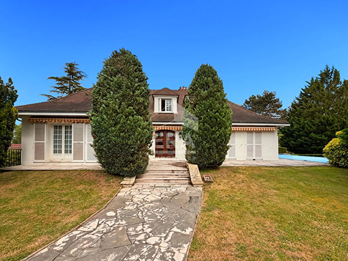 Saint-Fargeau-Ponthierry - Maison 9 pièces à vendre