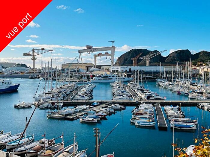 Appartement à vendre - La Ciotat - 2 pièces - 1 chambre