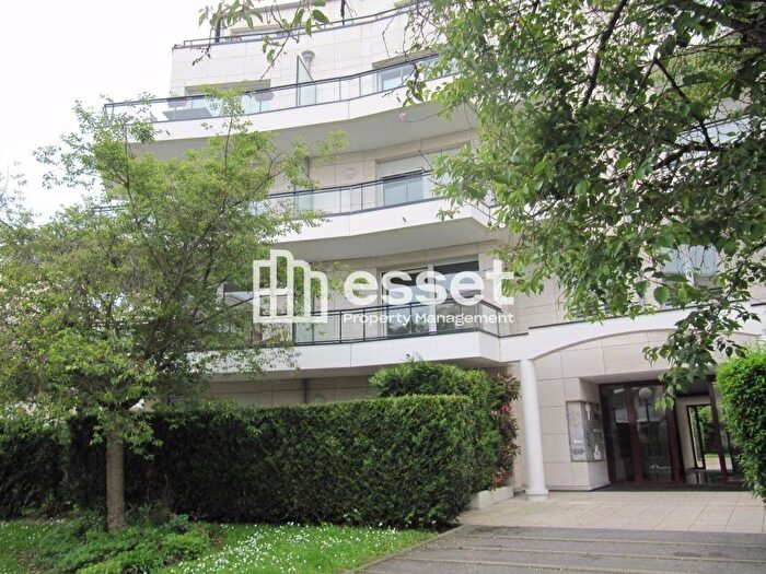 Appartement à louer - Nogent Village-Coulmiers, Nogent-sur-Marne - 3 pièces - 2 chambres