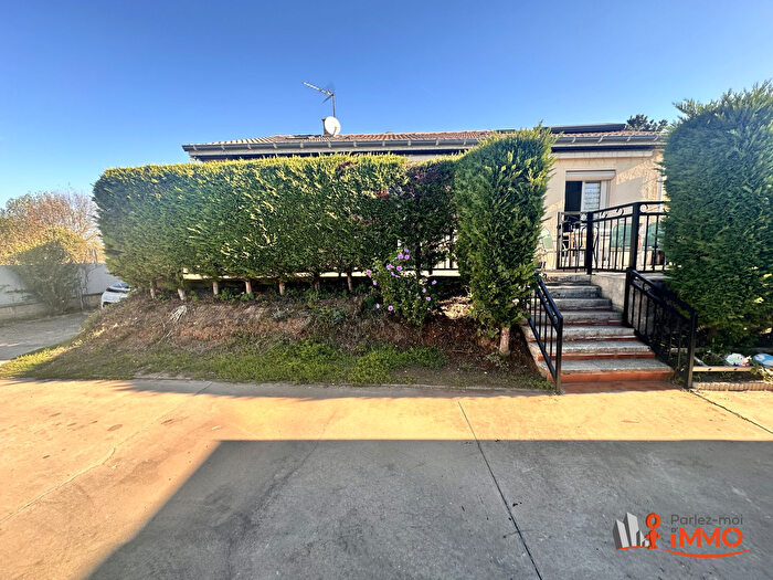 Maison à vendre - Corbas - 5 pièces - 5 chambres