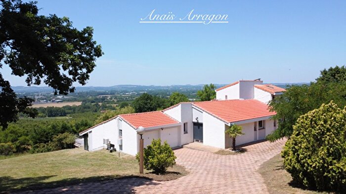 Maison à vendre - Pujols - 5 pièces - 4 chambres