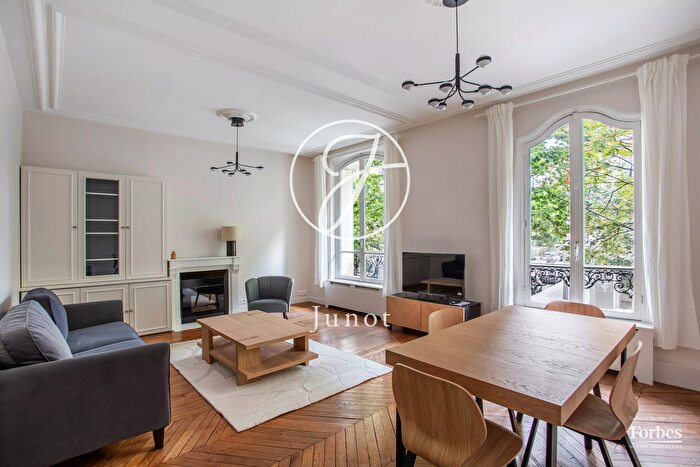 Appartement 3 pièces à Paris 16ème, Porte de Saint-Cloud, Auteuil-Sud, à louer