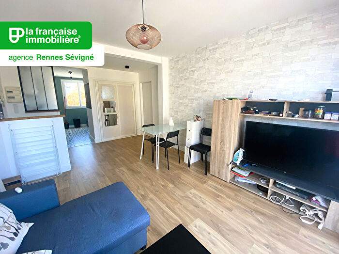 Appartement à louer - Quartiers Nord-Est, Jeanne dArc - 3 pièces - 2 chambres