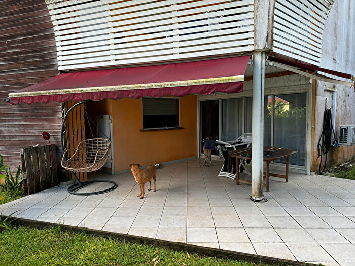 Appartement à vendre - Fort-de-France - 4 pièces - 3 chambres