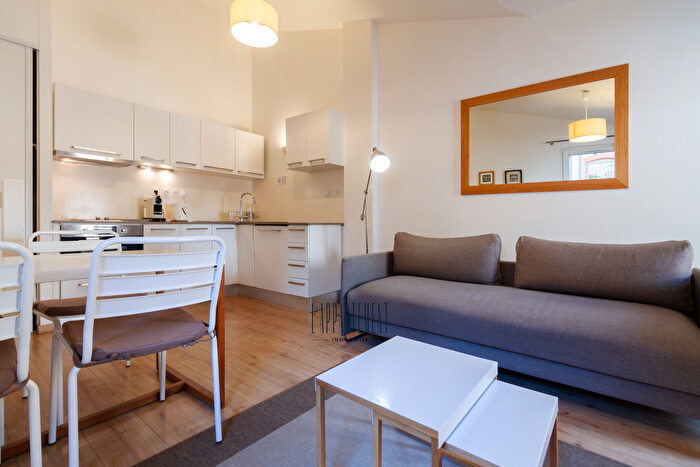 Appartement à louer - Toulouse, Les Carmes-Esquirol - 2 pièces - 1 chambre