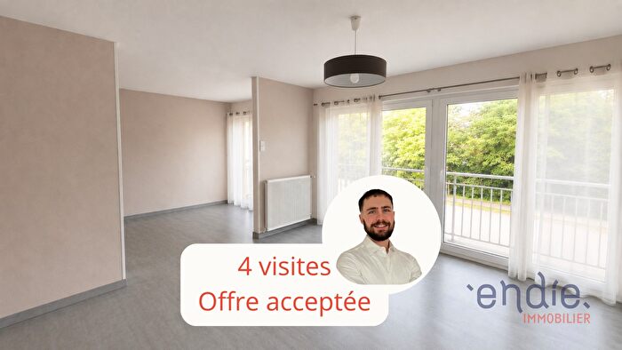 Chevigny-Saint-Sauveur : Appartement 4 pièces à vendre