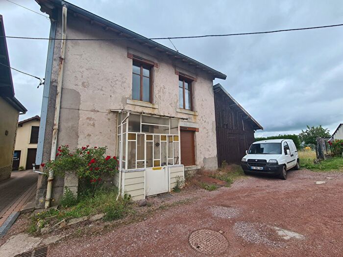 Maison à louer - Xertigny - 5 pièces - 3 chambres