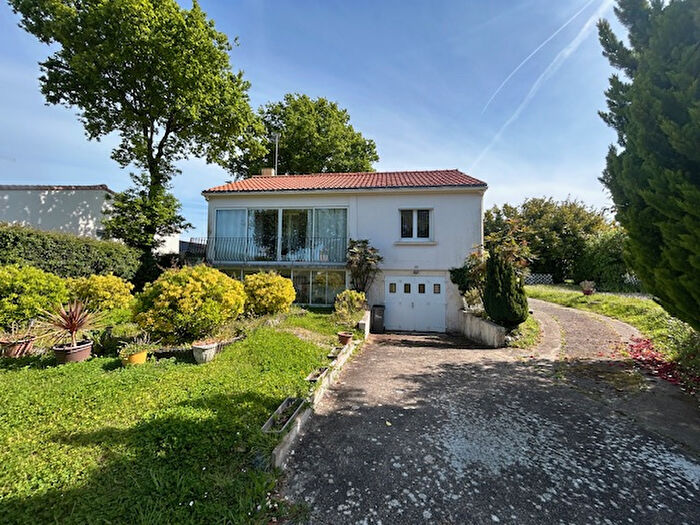 Coëx - Maison 4 pièces à vendre