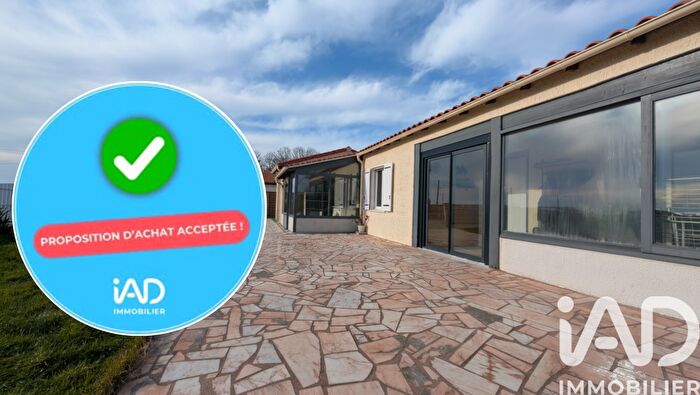 Maison à vendre - Port-des-Barques - 6 pièces - 5 chambres