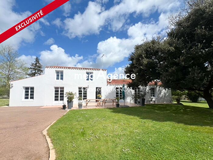 Maison 15 pièces à Château-d'Olonne, La Maisonnette, Le Fléchoux, à vendre