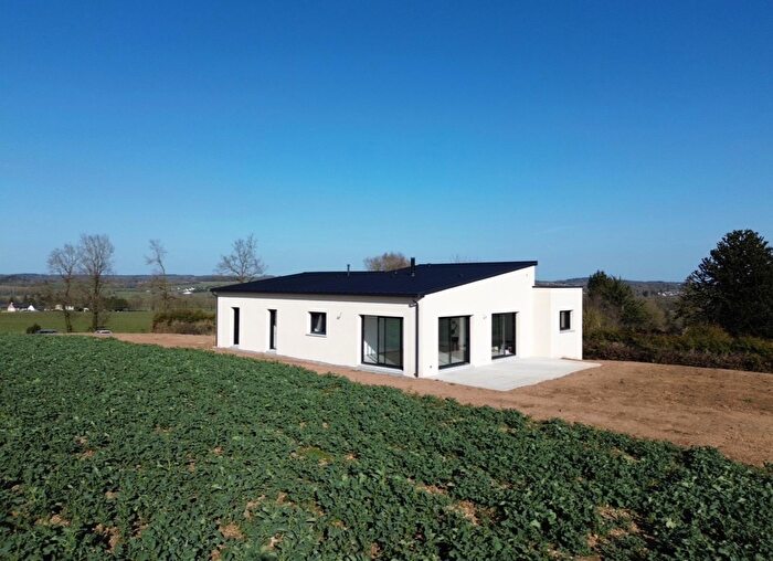 Maison à vendre - Saint-Marcel - 5 pièces - 3 chambres